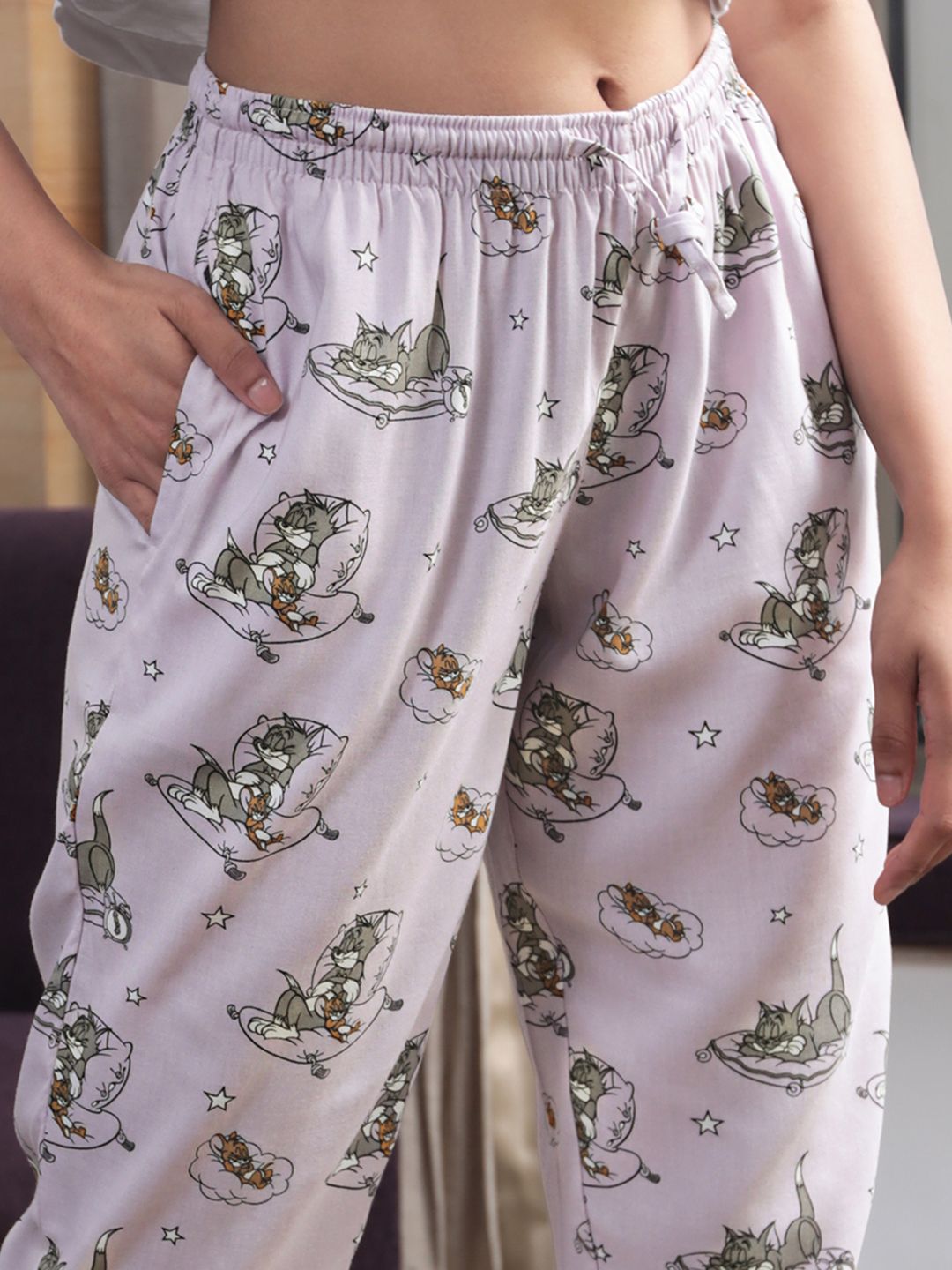 Buy Tom And Jerry Nap Time Women's Pajamas Online