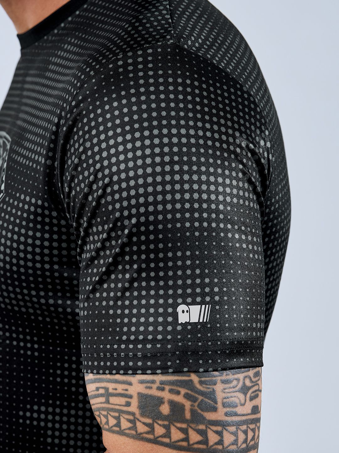 Buy Superman Logo Mens Performance Essential Drop Cut T-shirt Online