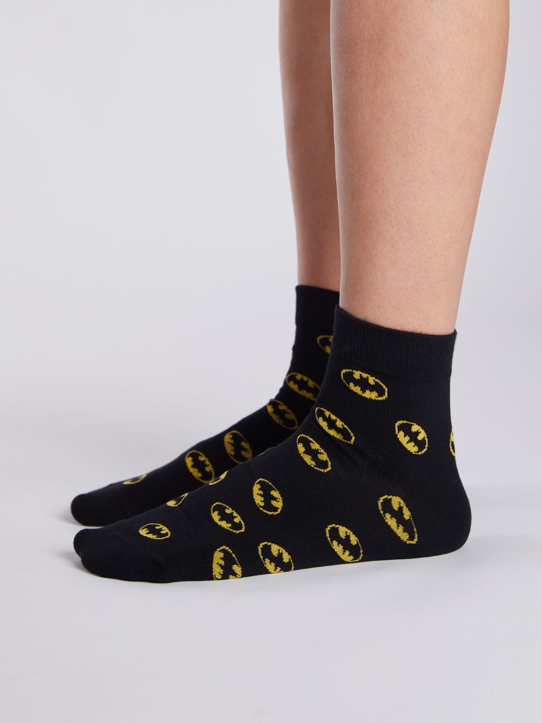 Buy Batman: Logo Pattern Full Length Socks Online at The Souled Store