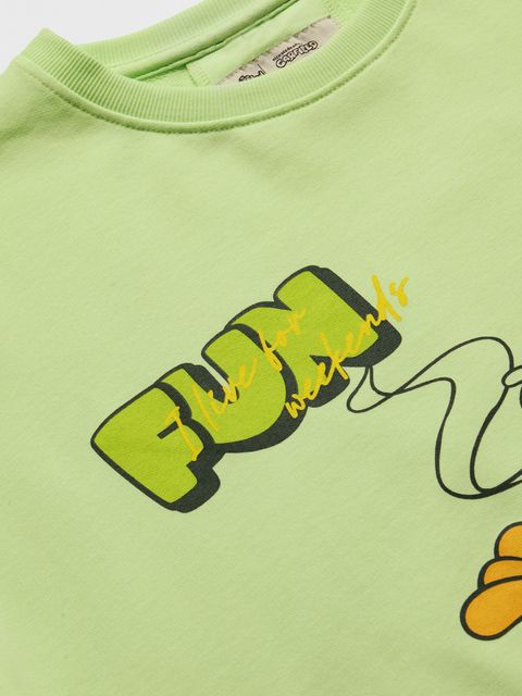 Buy Official Garfield: Chill Out Men Oversized Sweatshirt Online