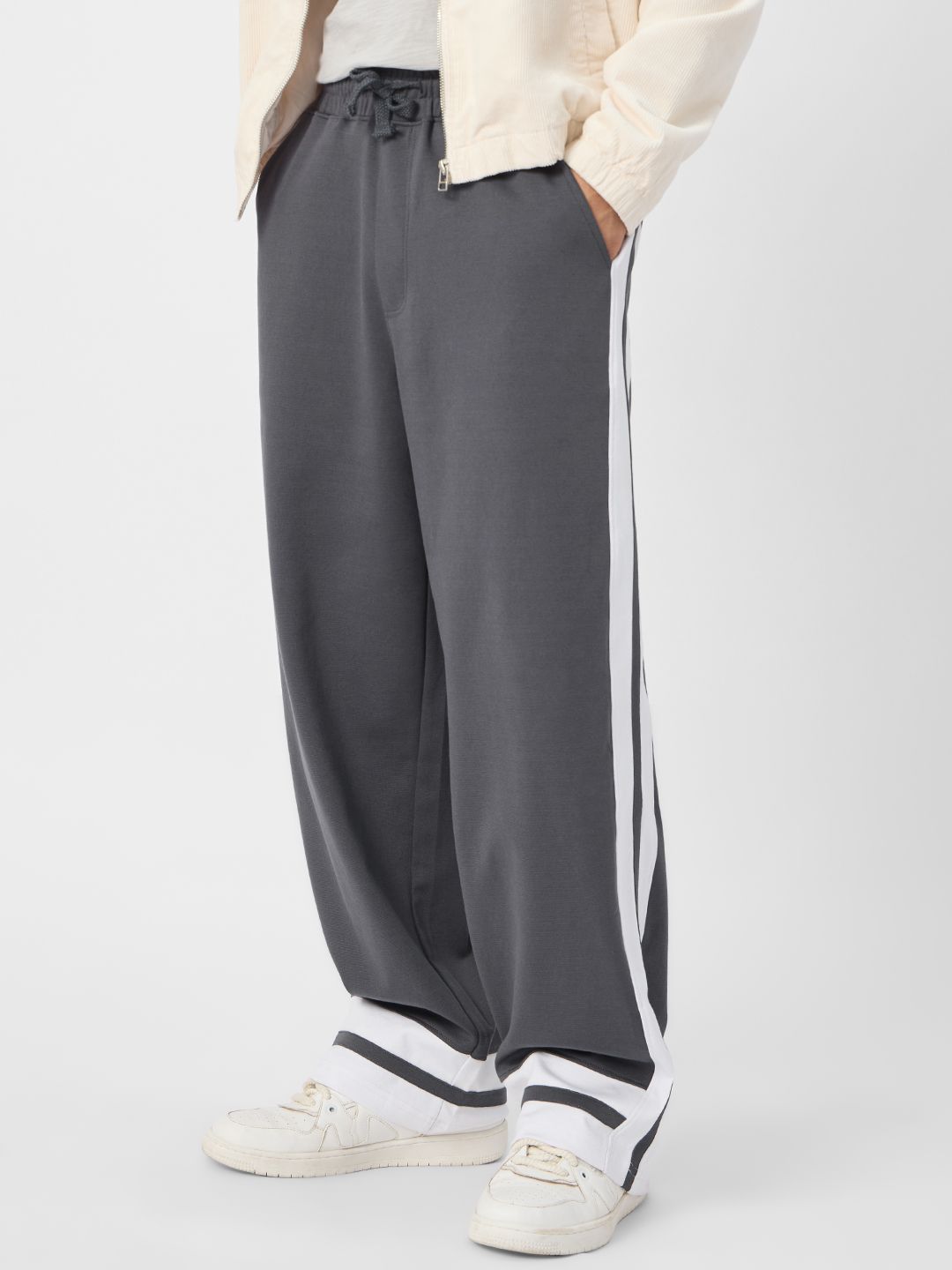 Buy Korean Jogge Mens Korean Joggers Online at The Souled Store.